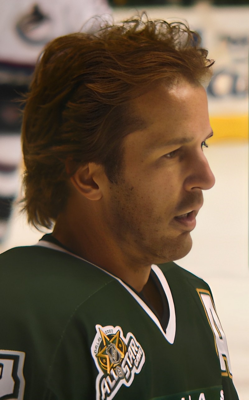 Mike Modano Cards: Values, Rookies | Collectibles.com