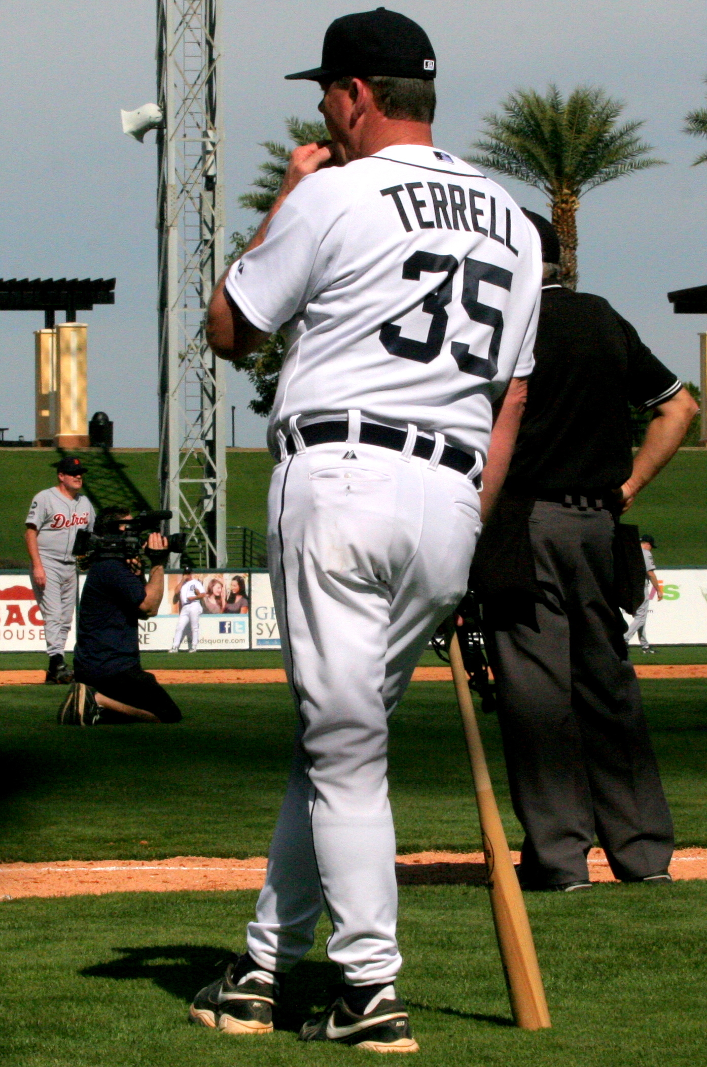 Walt Terrell Cards: Values, Rookies | Collectibles.com