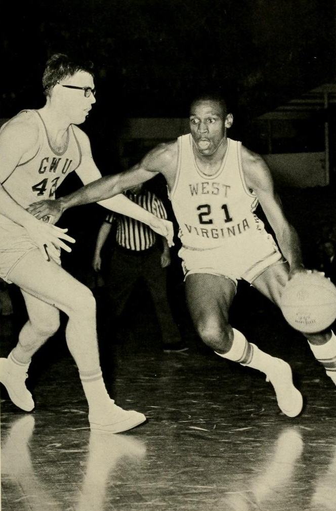 Ron Williams Cards: Values, Rookies | Collectibles.com