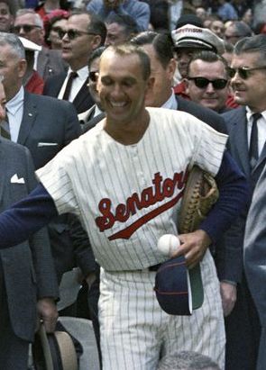 Ken Retzer Cards: Values, Rookies | Collectibles.com